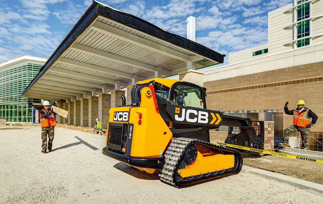 The JCB compact tracked teleskid is available for European markets - M ...