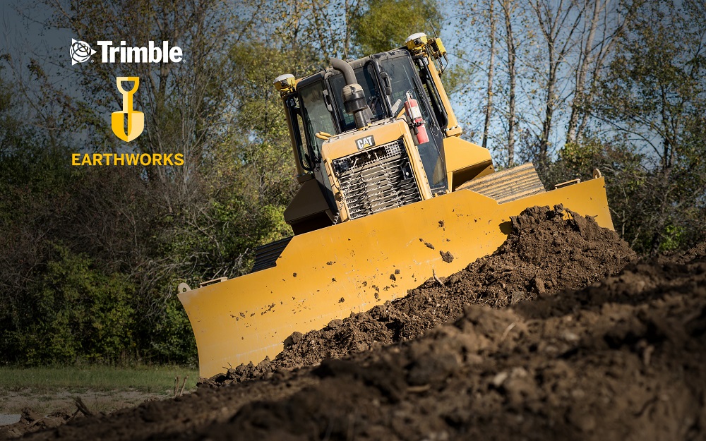 În grafic vs. cu întârzieri. Trimble Earthworks pentru buldozere face ...