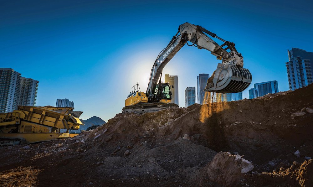 John Deere acquires Deere-Hitachi factories, begins new license and ...