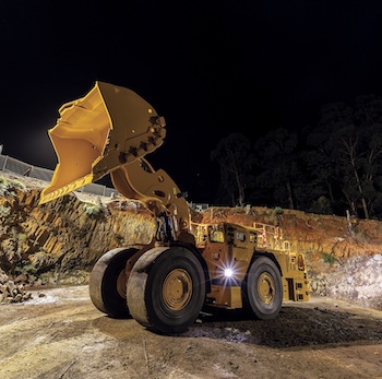 Noul încărcător subteran diesel-electric Cat R2900 XE este mai rapid ...