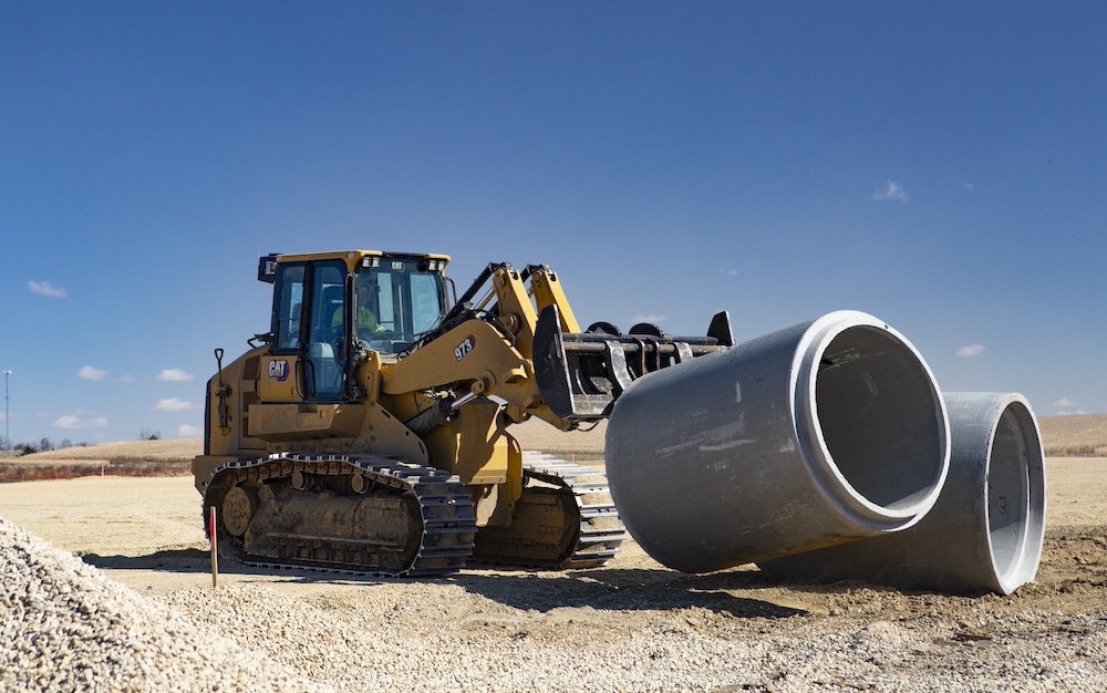 New 973 Rounds Out Updated Cat Track Loader Lineup - M. EQUIPMENT ...
